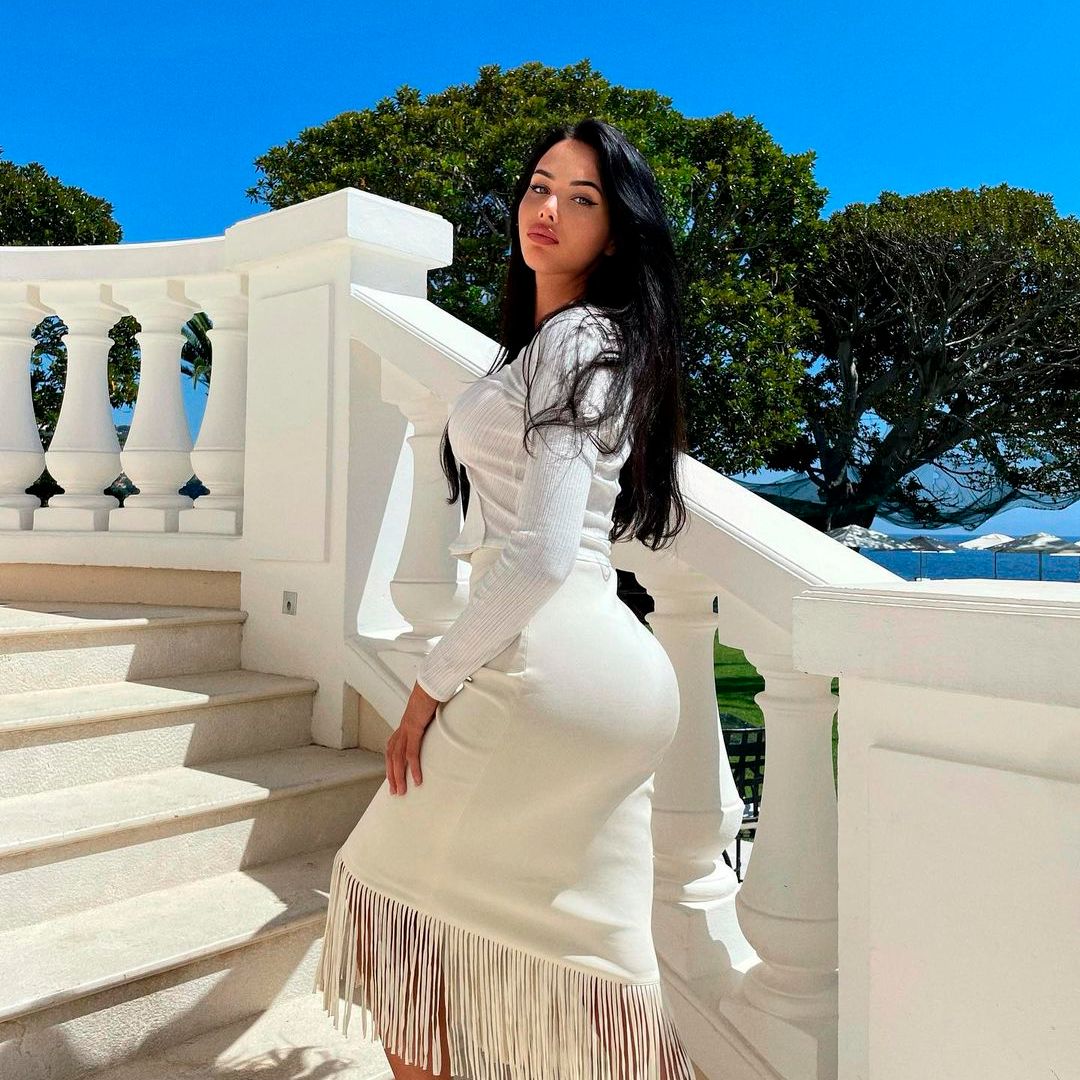 А как же Тимати Анастасия Решетова призналась что никогда серьёзно не любила